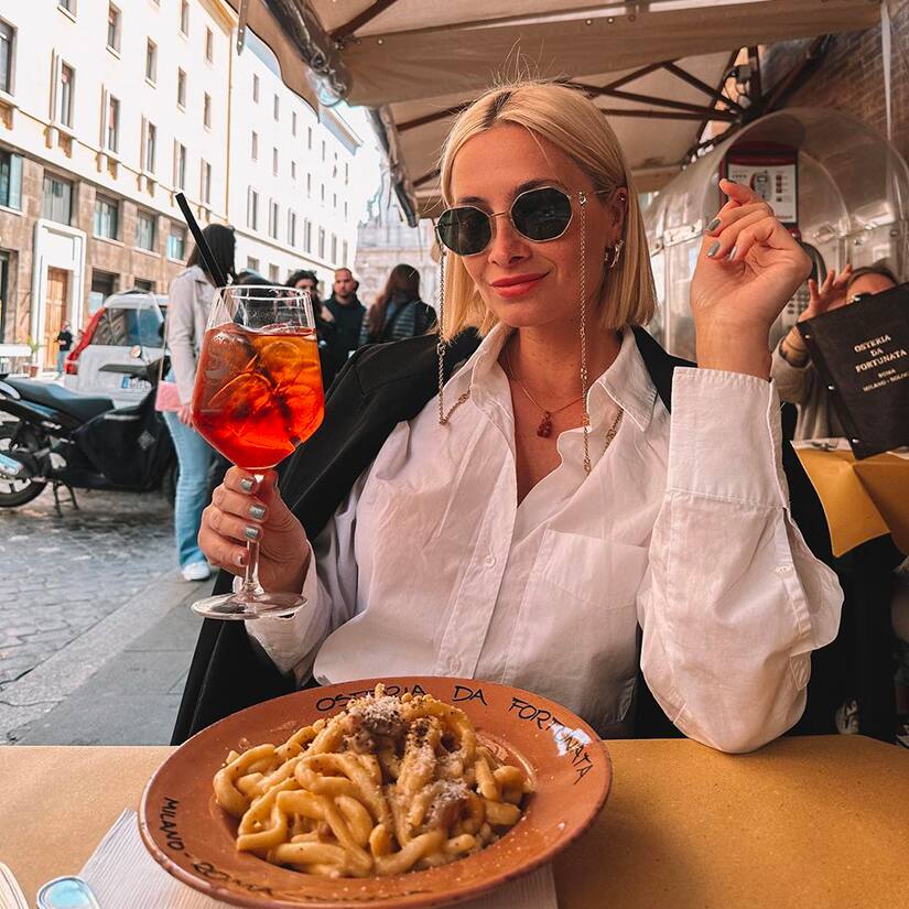 Voici la nouvelle tendance manucure de l’été: les ongles «Apérol Spritz» | Coup de Pouce