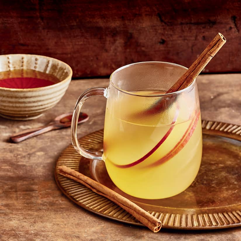 Recette de cidre chaud aux épices | Coup de Pouce