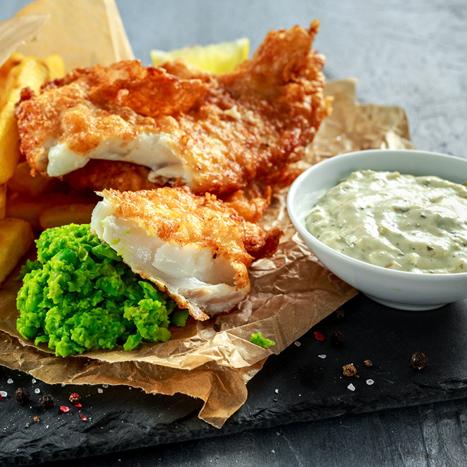 Recette de filets de poisson panés, sauce tartare | Coup de Pouce