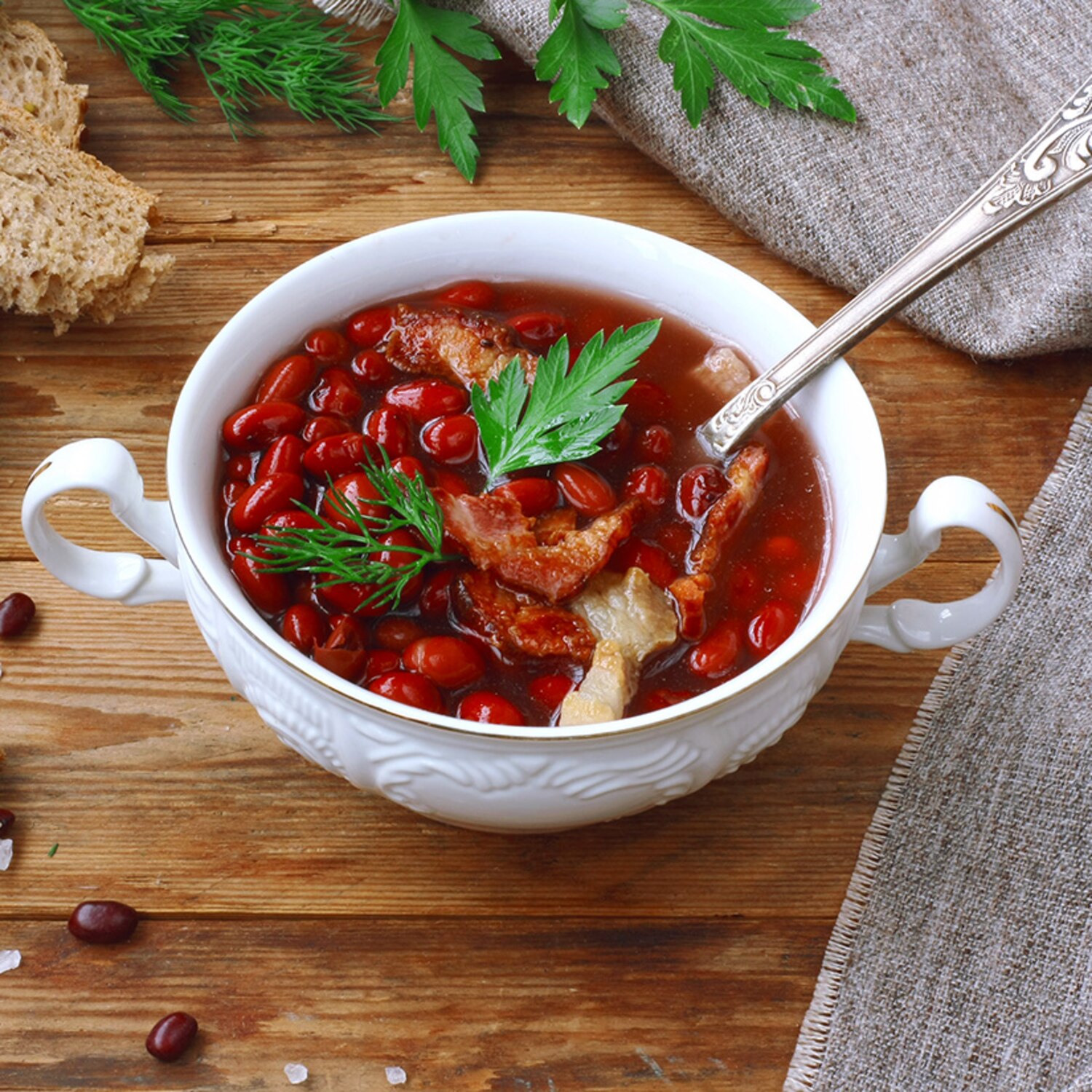 Recette de soupe aux haricots rouges et au bacon | Coup de Pouce