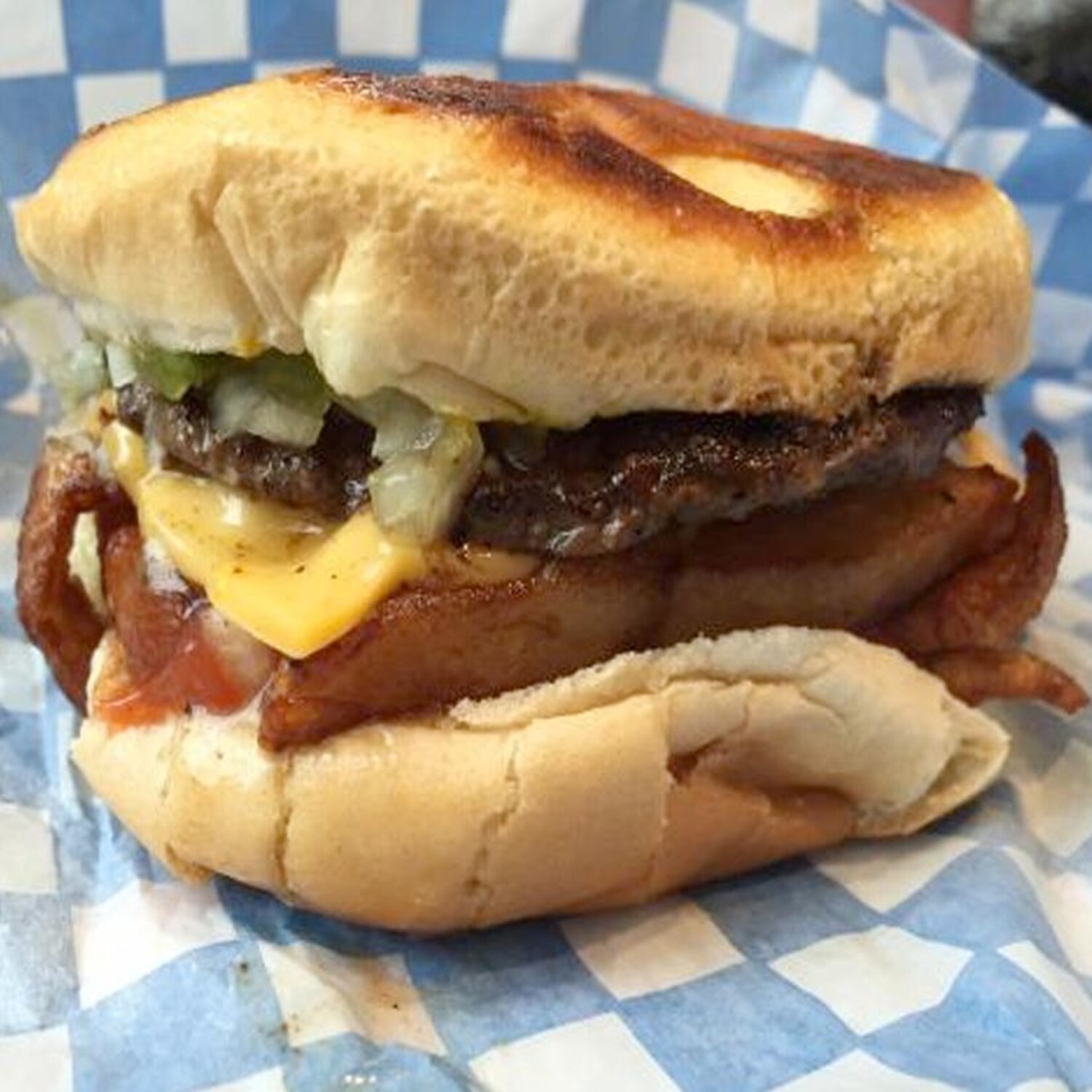 Où manger de bons burgers au Québec | Coup de Pouce