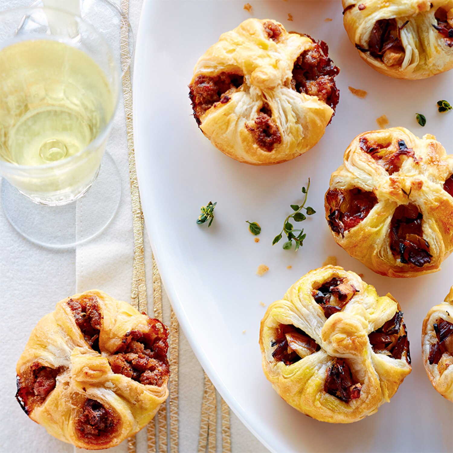 Recette de mini-tourtières feuilletées | Coup de Pouce