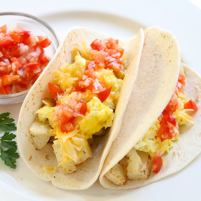 Recette de burritos aux oeufs et à la salsa | Coup de Pouce