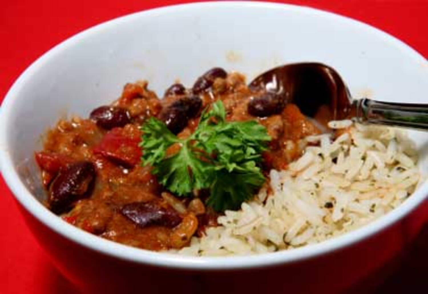 Chili au boeuf et aux haricots noirs | Coup de Pouce