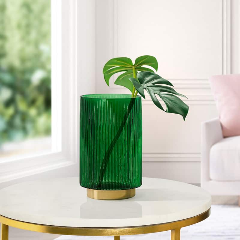 10 vases pour mettre vos fleurs en valeur | Coup de Pouce