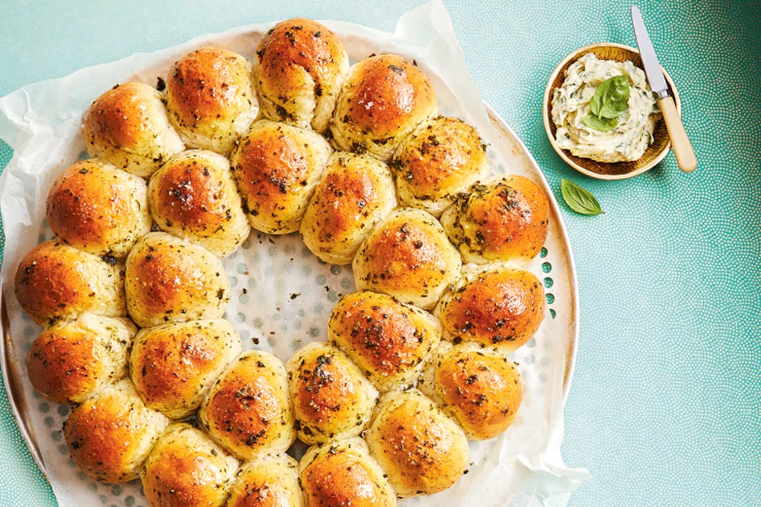 20 Savoury Potluck Dishes To Bring To Your Next Holiday Get-Together ...