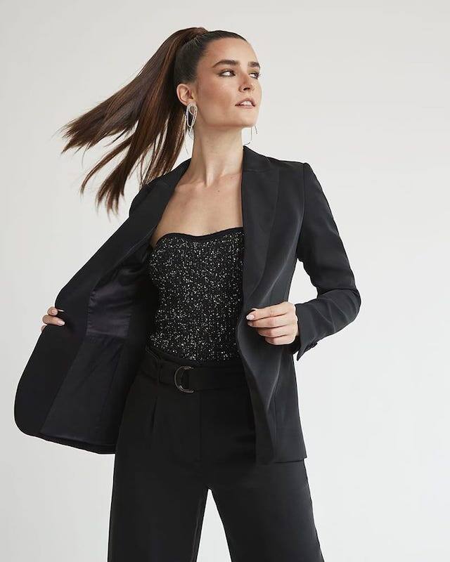 18 Holiday Party Outfits That Shine | Canadian Living