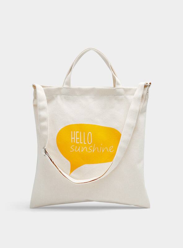 15 Functional & Cute Beach Bags to Elevate Your Shore Style | Canadian ...