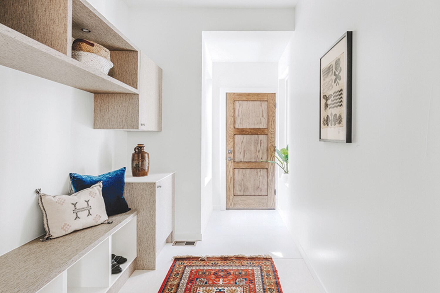 6 Tips to Create an Inviting Entryway | Canadian Living