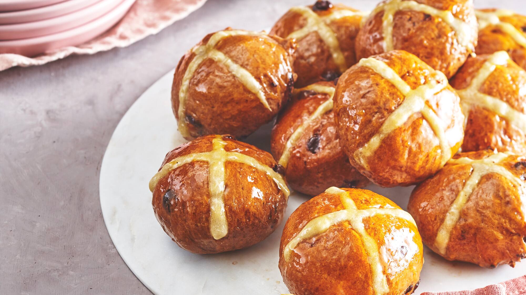 Double Chocolate Hot Cross Buns | Canadian Living