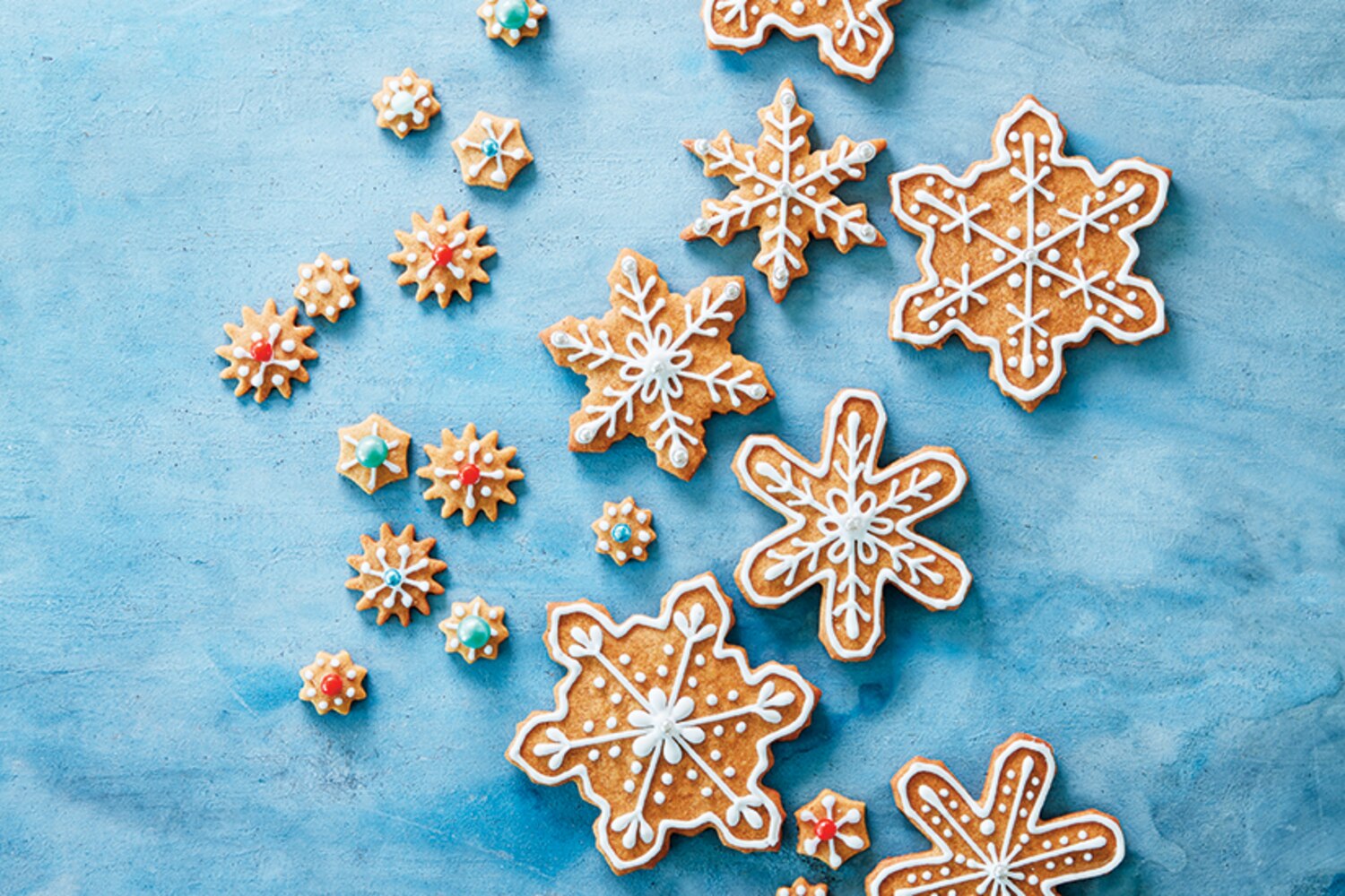 Gingerbread Snowflake Cookies | Canadian Living