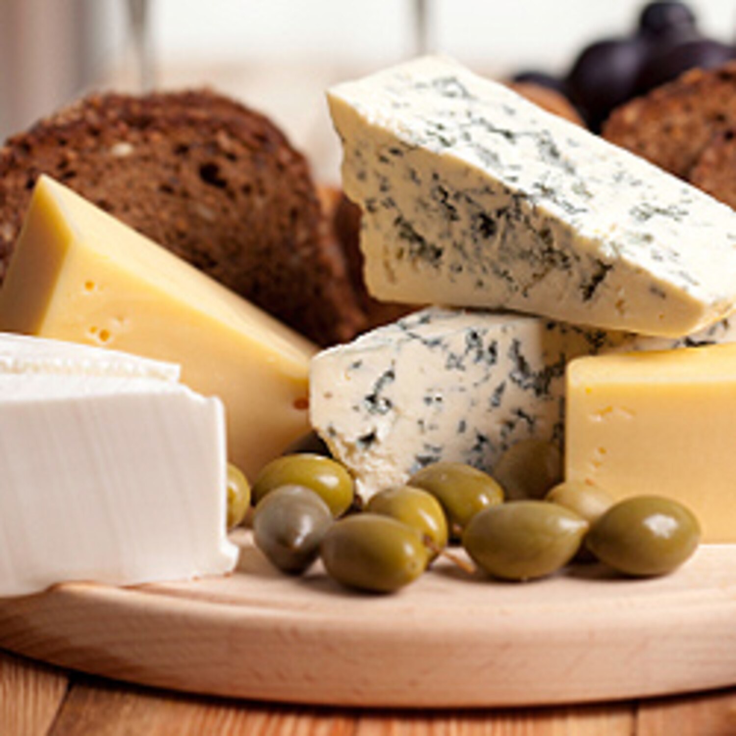 How to build a beautiful cheese platter | Canadian Living