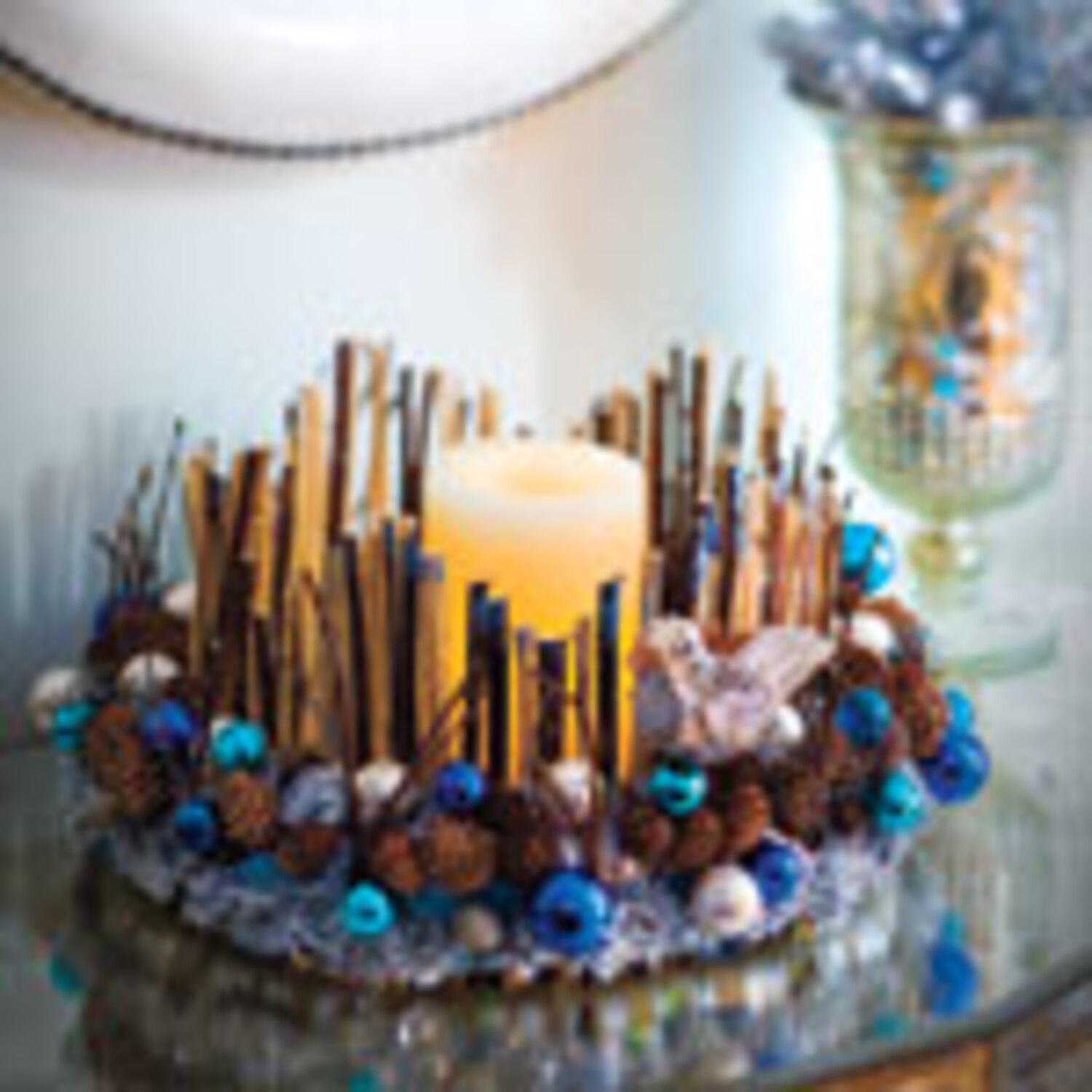 Make a festive candle centrepiece | Canadian Living