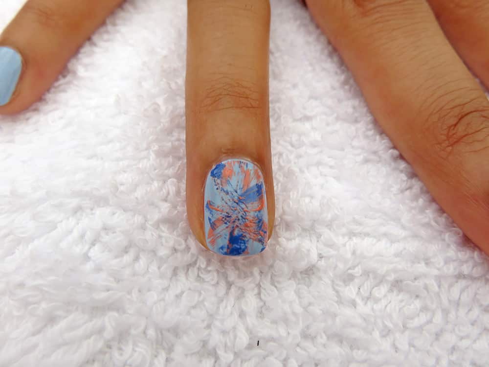 How to do easy brushstroke nail art | Canadian Living