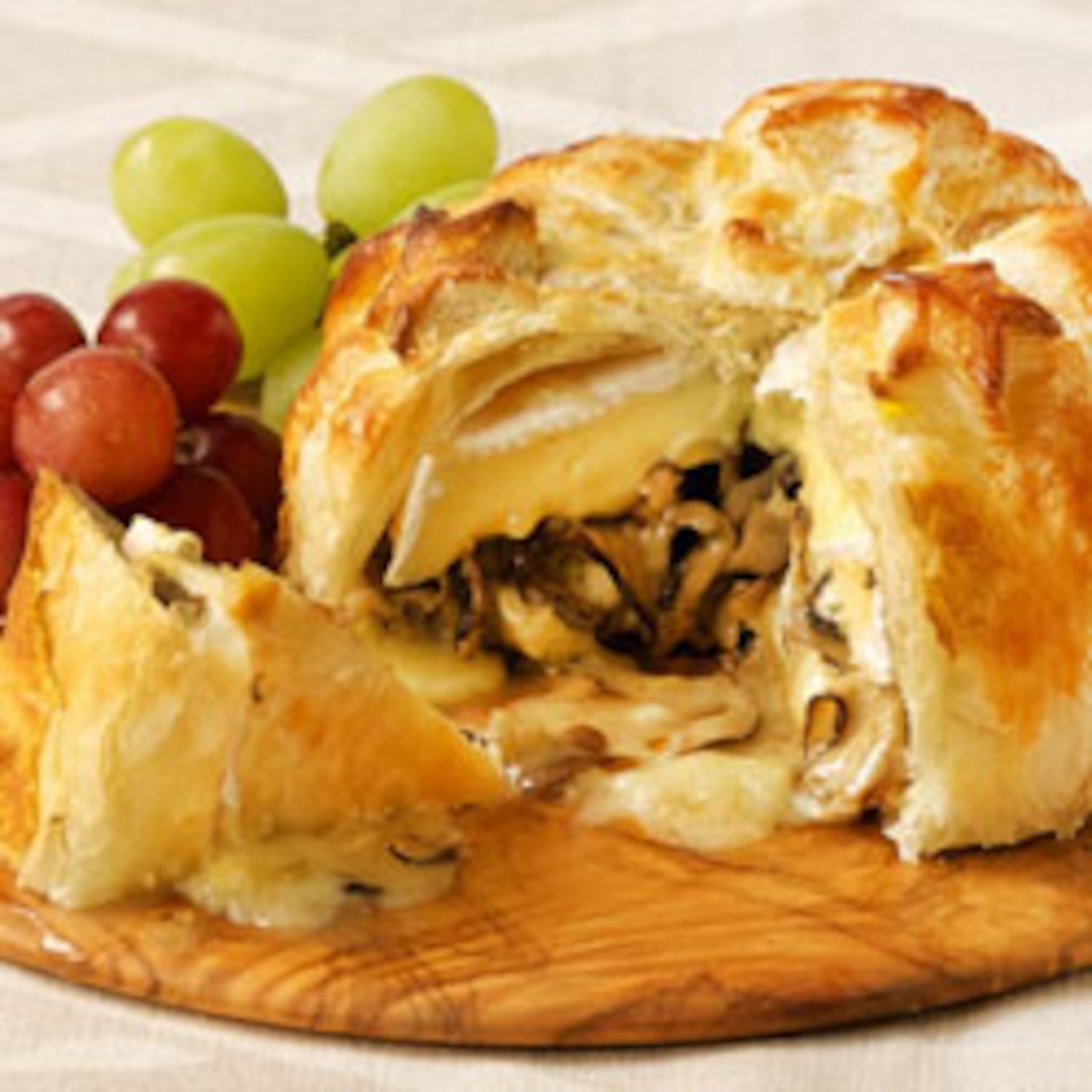 Shiitake-Stuffed Brie in Puff Pastry | Canadian Living