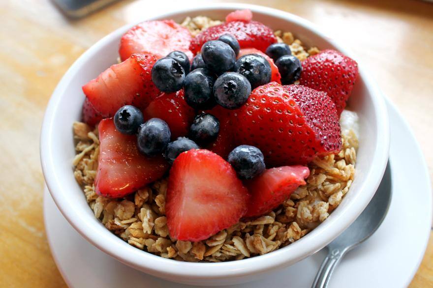 Canadian Living’s ultimate recipes for breakfast, brunch and smoothies ...