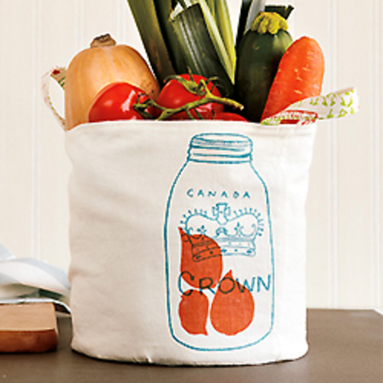 How to sew a fabric storage bucket | Canadian Living