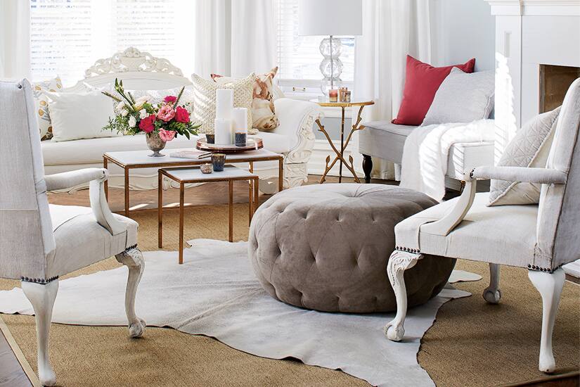 An enchanting home decked with florals for the holidays | Canadian Living