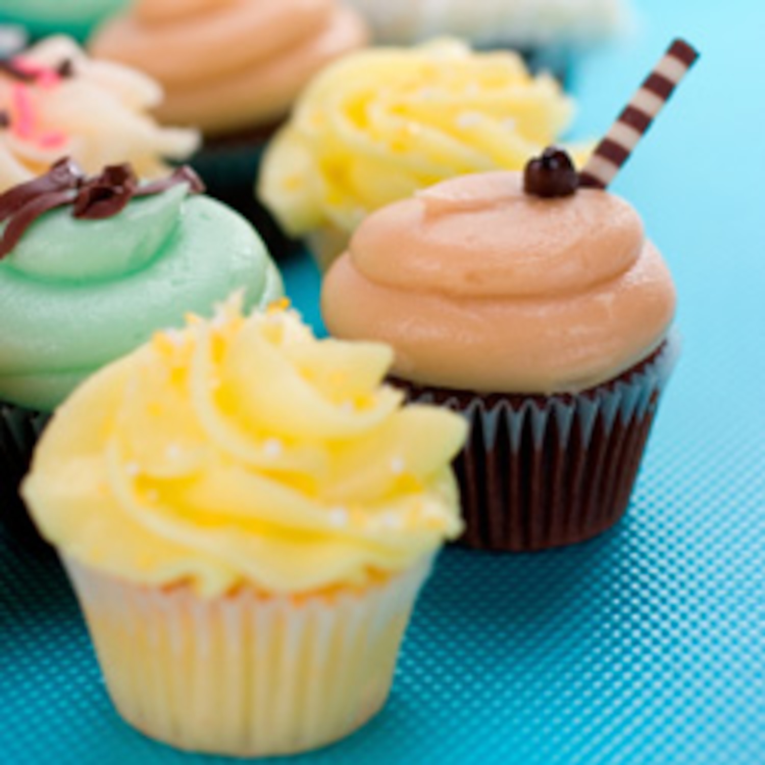 The secrets of great cupcake icing | Canadian Living