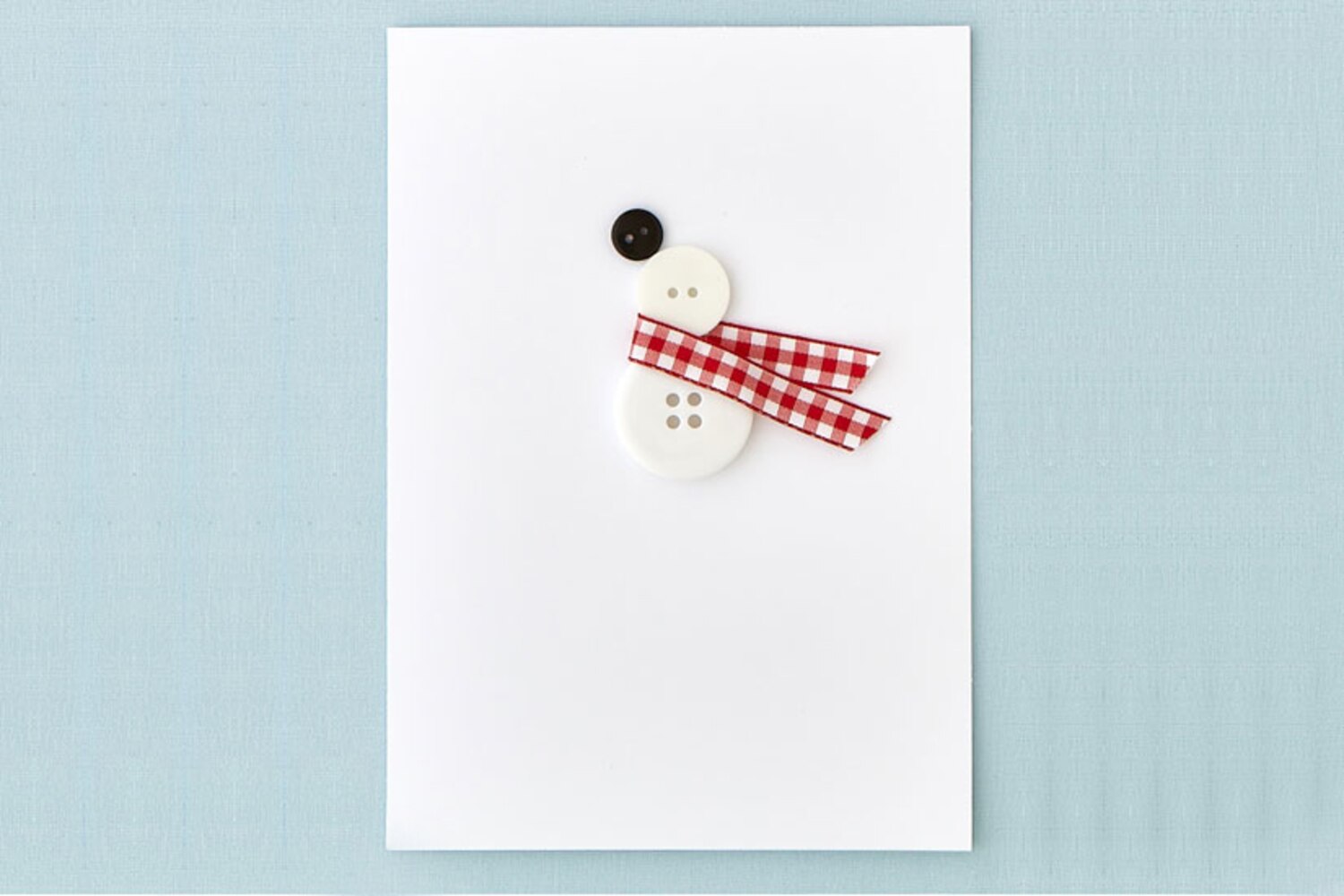 DIY holiday card: Button snowman | Canadian Living