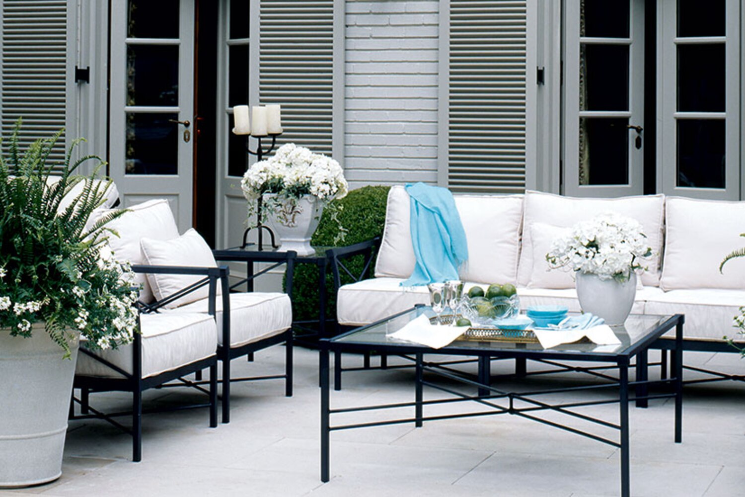 Get the look: A polished outdoor seating area with indoor inspiration ...