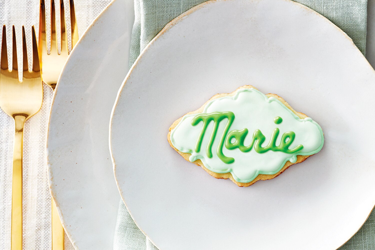 Sugar Cookie Place Cards | Canadian Living