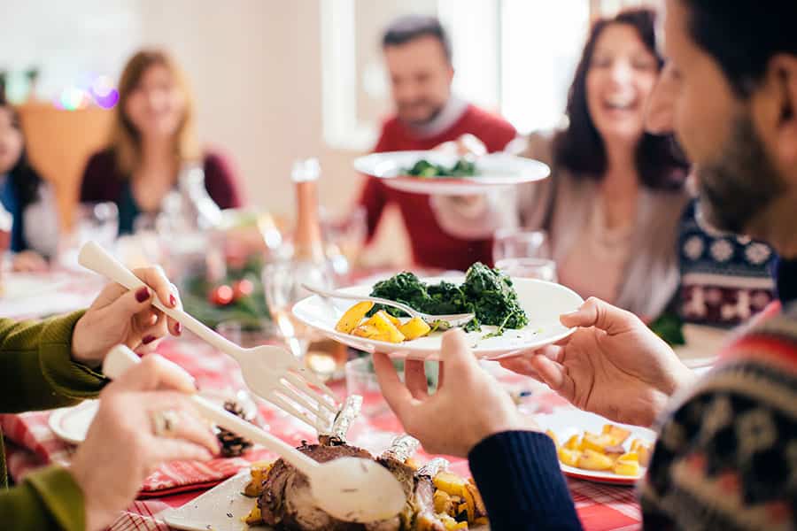 How to avoid overeating at holiday parties | Canadian Living