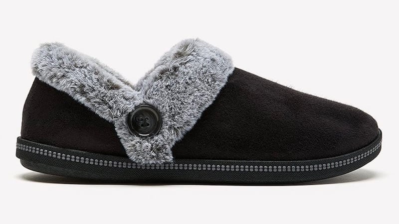 The Best Slippers To Keep Your Feet Warm And Cozy | Canadian Living