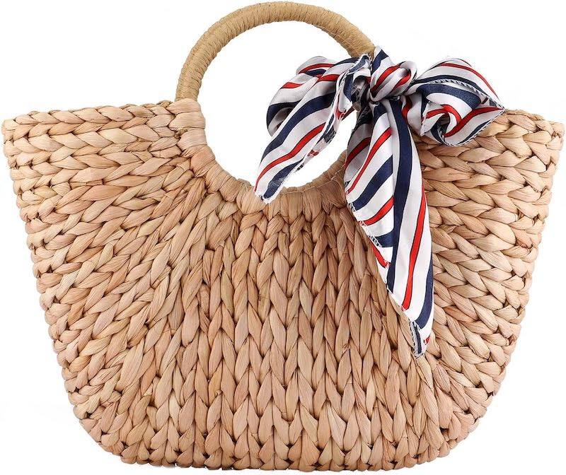 15 Functional & Cute Beach Bags to Elevate Your Shore Style | Canadian ...