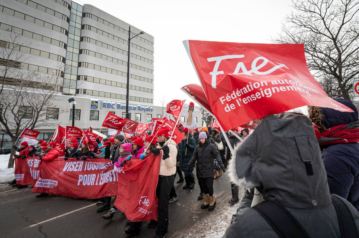 Grève du secteur public: «On est là pour que ça se règle», dit la FAE ...