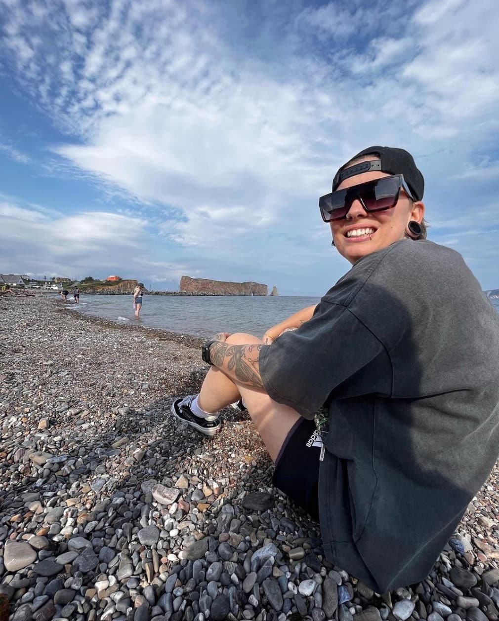 On a ENFIN une photo de la nouvelle tête de Roxane Bruneau | billie