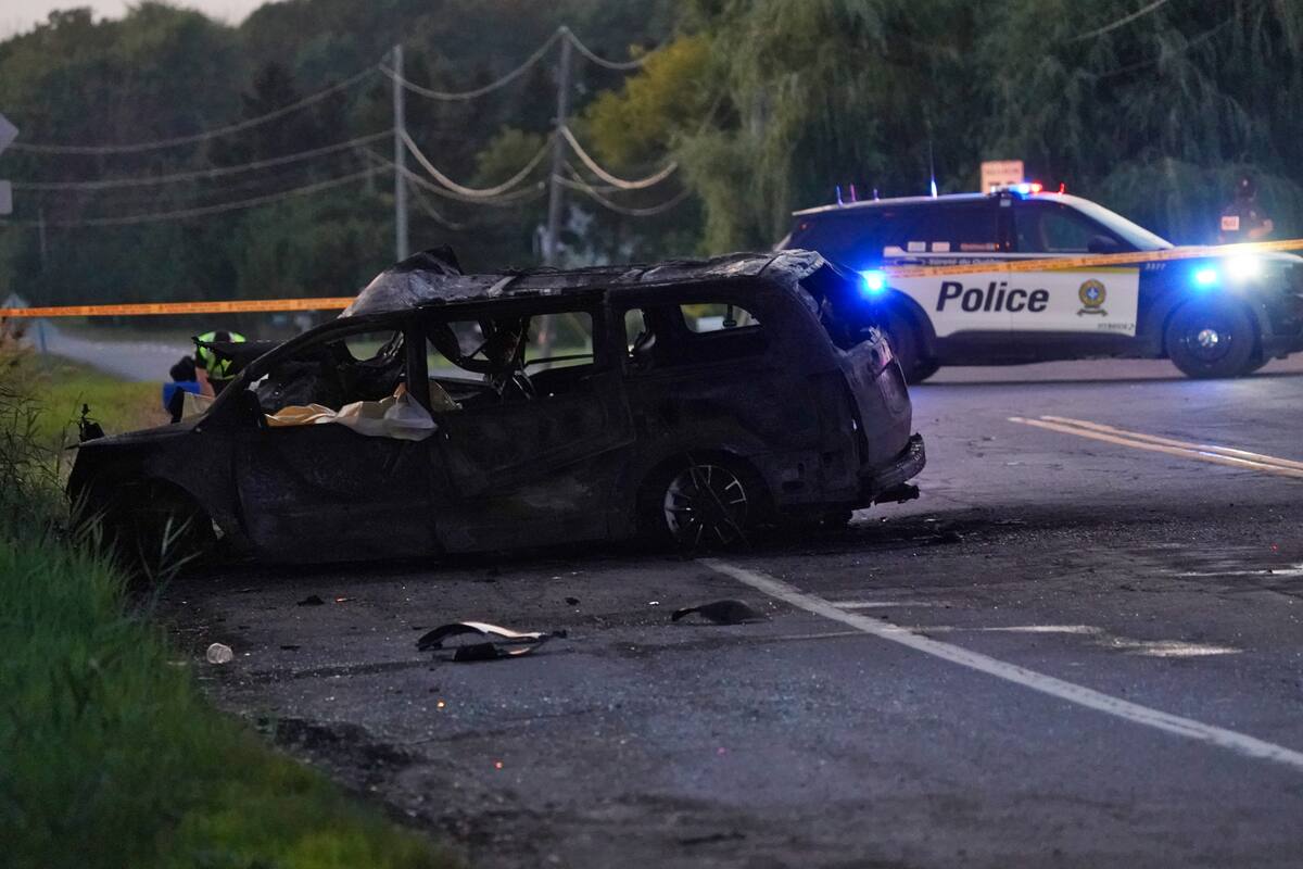 Collision avec un viaduc: un automobiliste brûlé vif à bord de sa ...