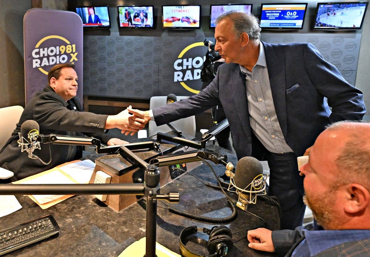 Respect Citoyens porte plainte contre Hamad au DGE | TVA Nouvelles