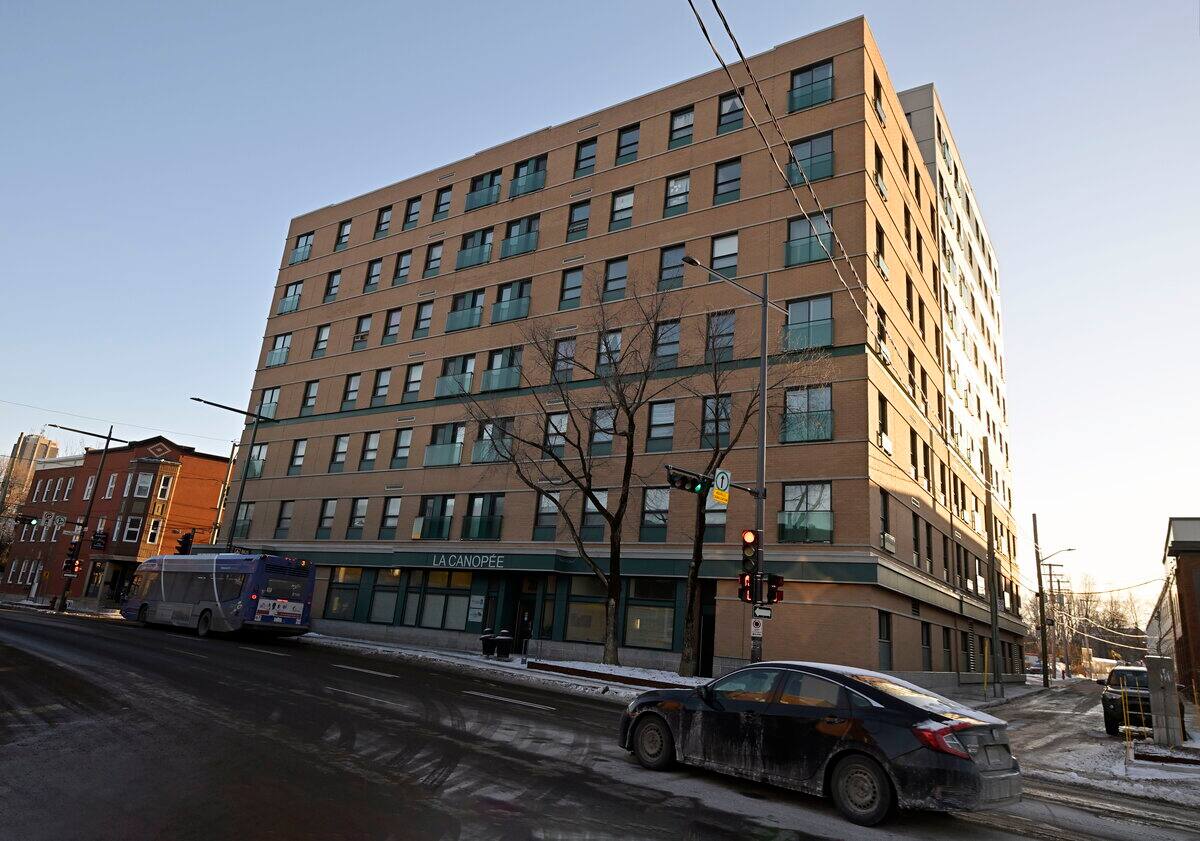 Le nombre de demandes d’asile a presque doublé à l’aéroport de Québec | JDM