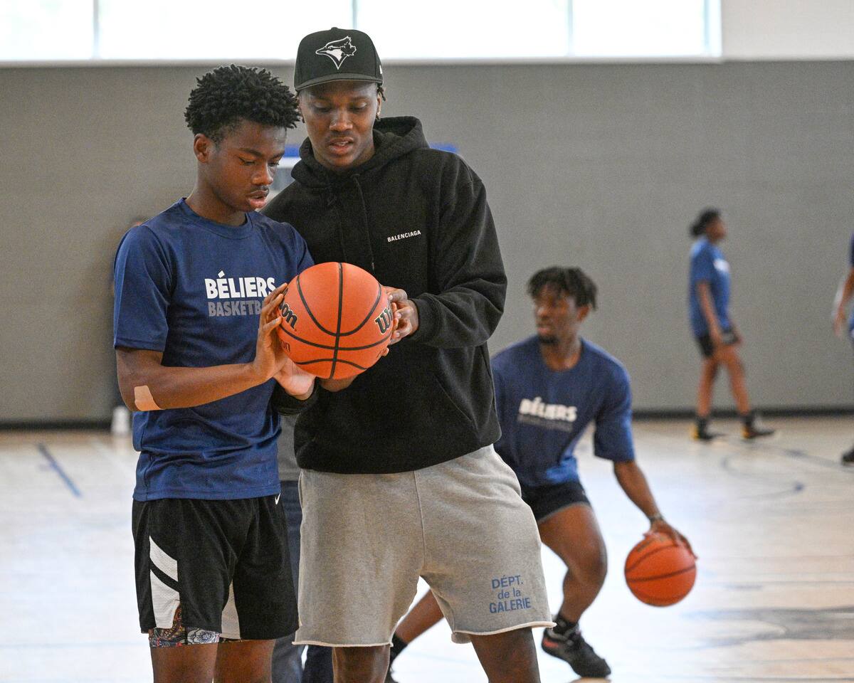 «Il y a beaucoup plus que la rue» - Bennedict Mathurin - TVA Sports