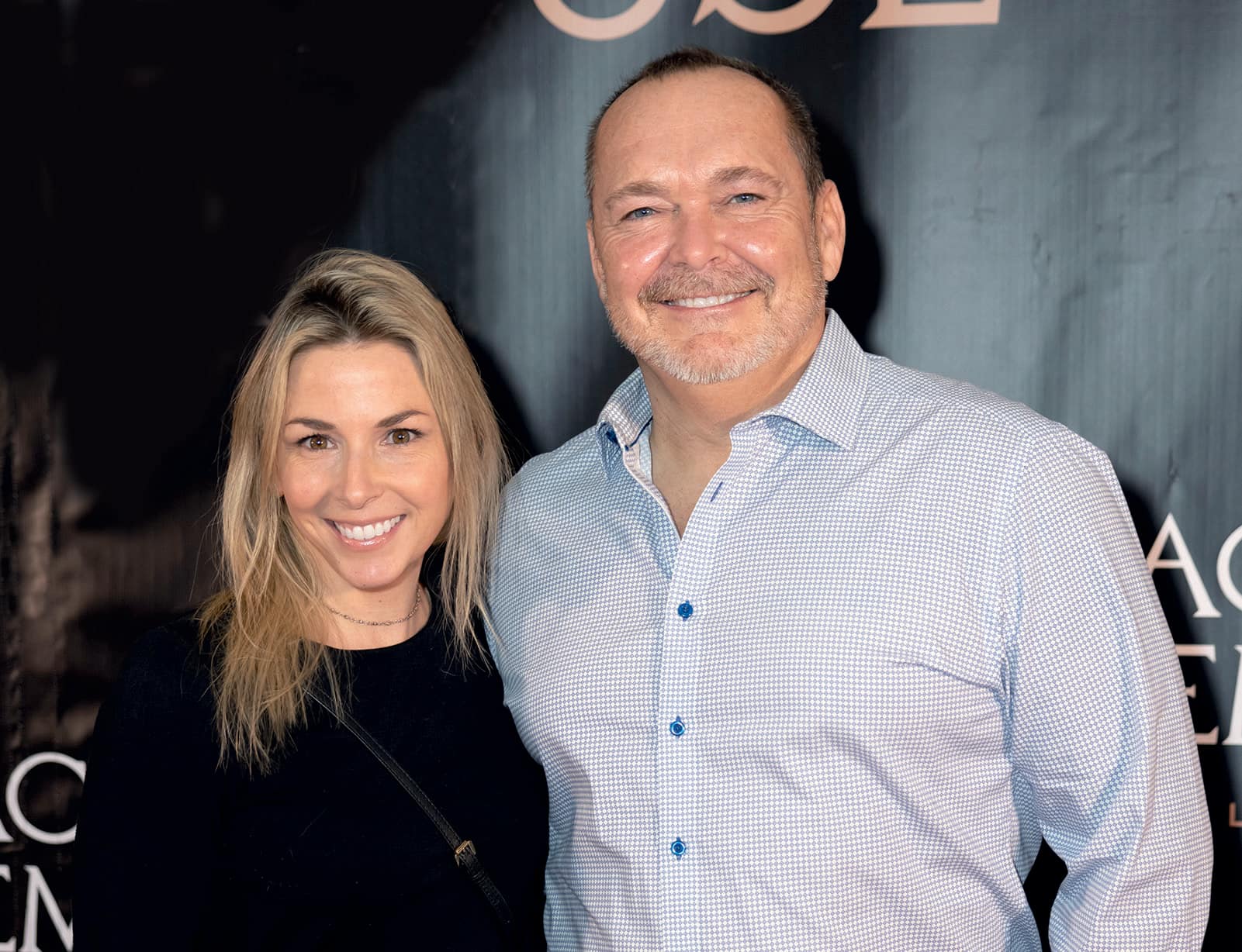 Jean-Michel Anctil présente sa nouvelle amoureuse | 7 Jours