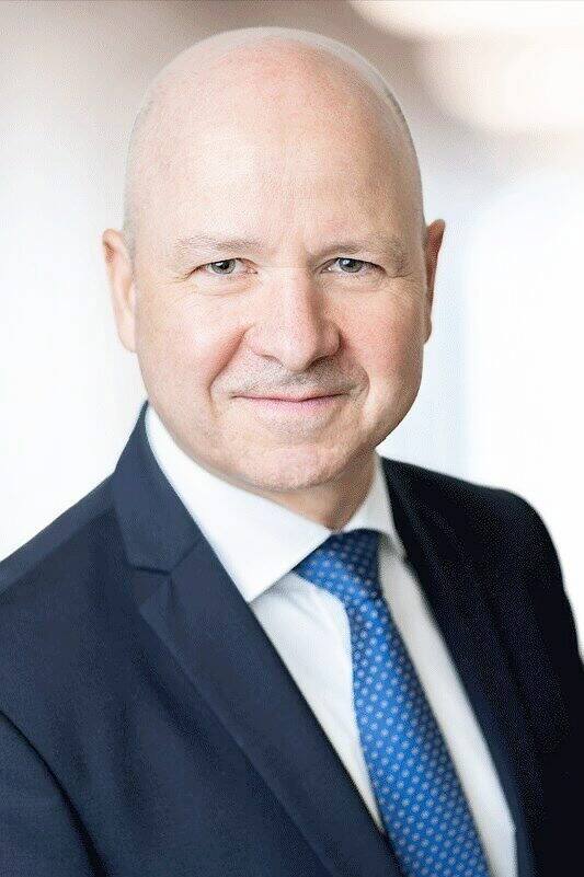 SAAQclic: des hausses de salaire en plein fiasco pour les v.-p. et le ...