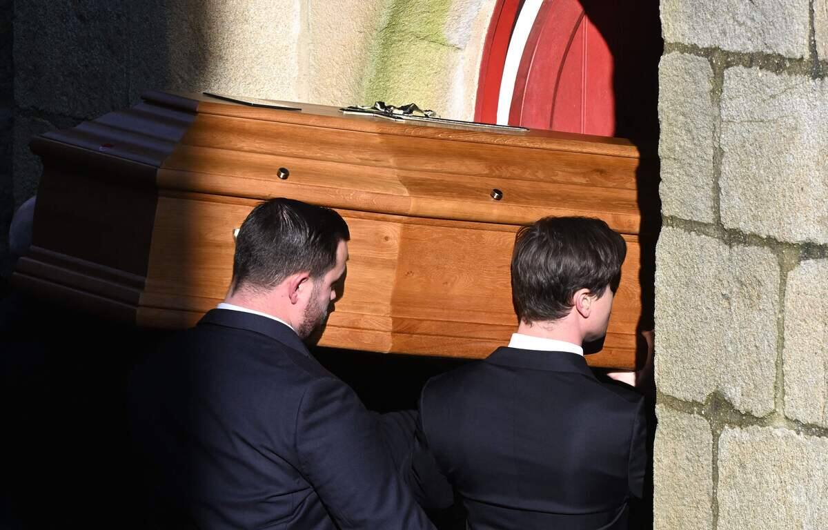 Début des funérailles de Jean-Marie Le Pen en France | JDQ
