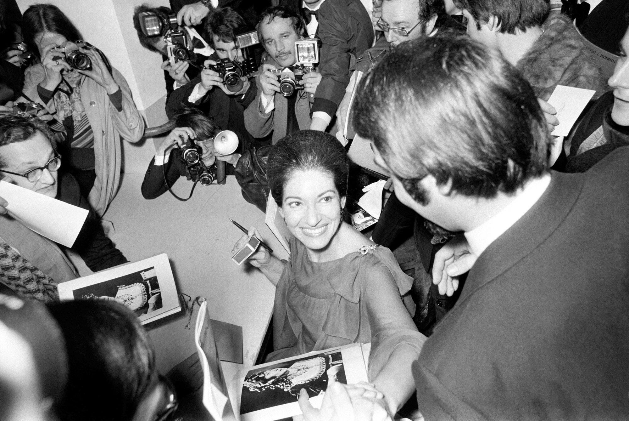 La grande cantatrice Maria Callas était célèbre mais seule et ...