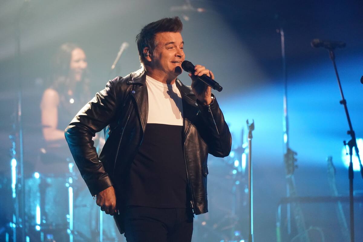 Roch Voisine révèle le nom de la maladie qui a endommagé son audition | JDM