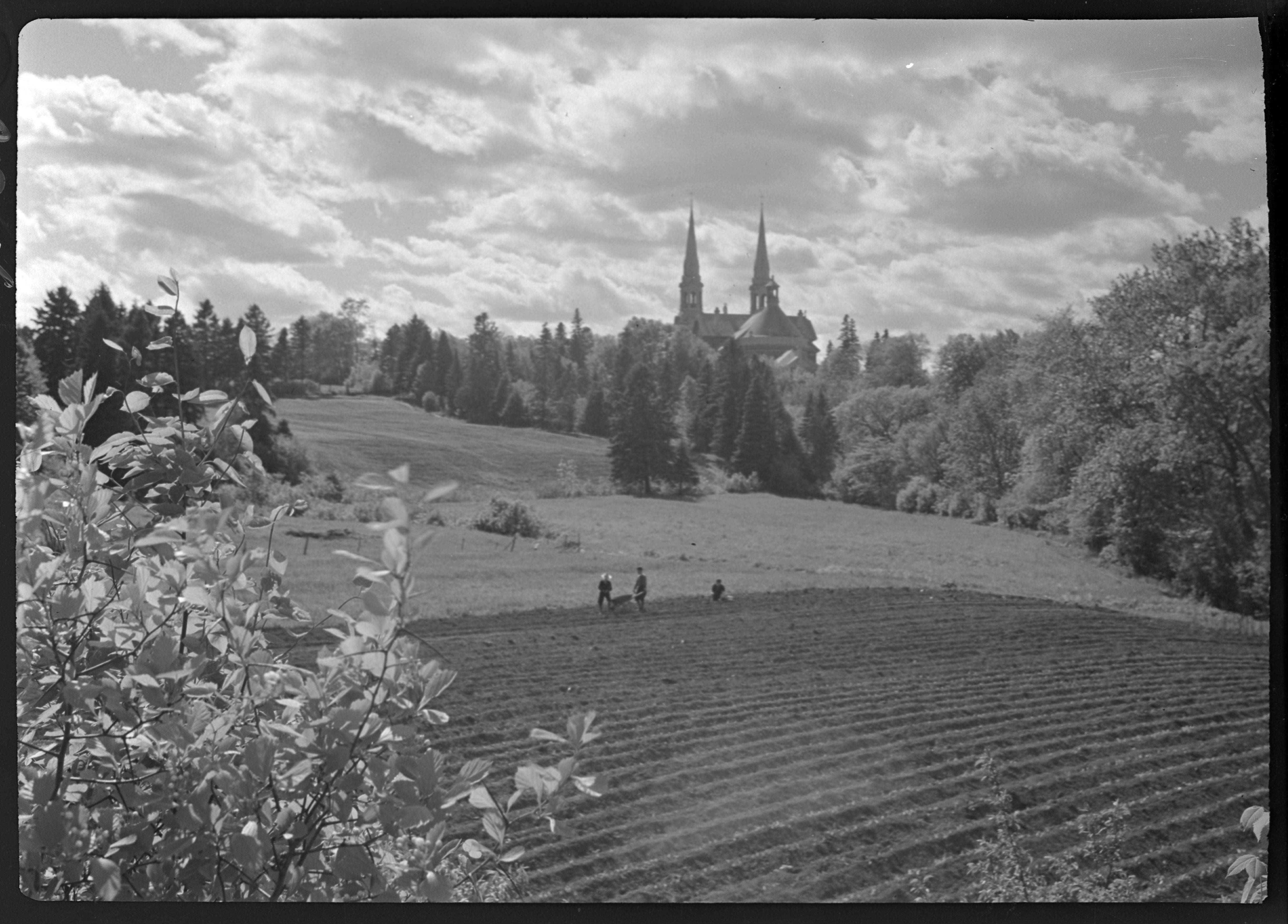[PHOTOS] Les 350 ans de L'Ancienne-Lorette en 11 institutions et ...