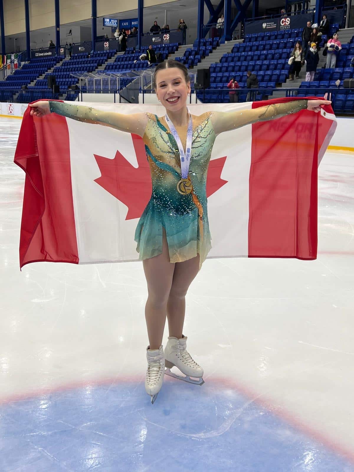 Sara-Maude Dupuis en mode attaque aux Championnats canadiens - TVA Sports