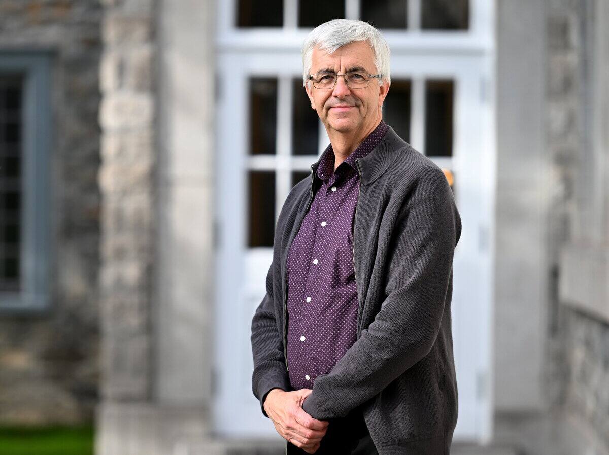 Denis Robitaille raconte l'histoire méconnue des 400 ans de l’Hôpital ...