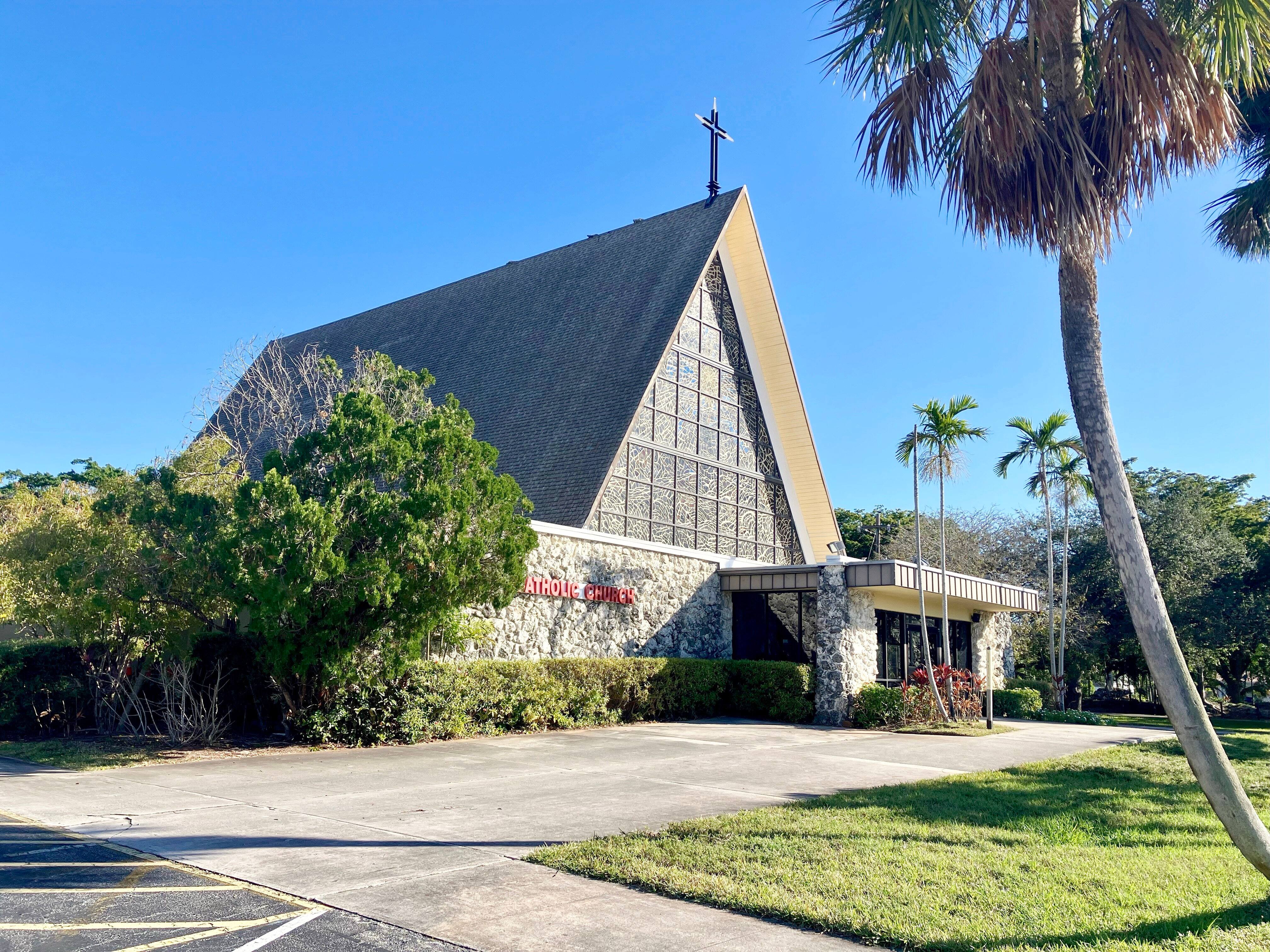 Un prêtre québécois au service des snowbirds | JDM