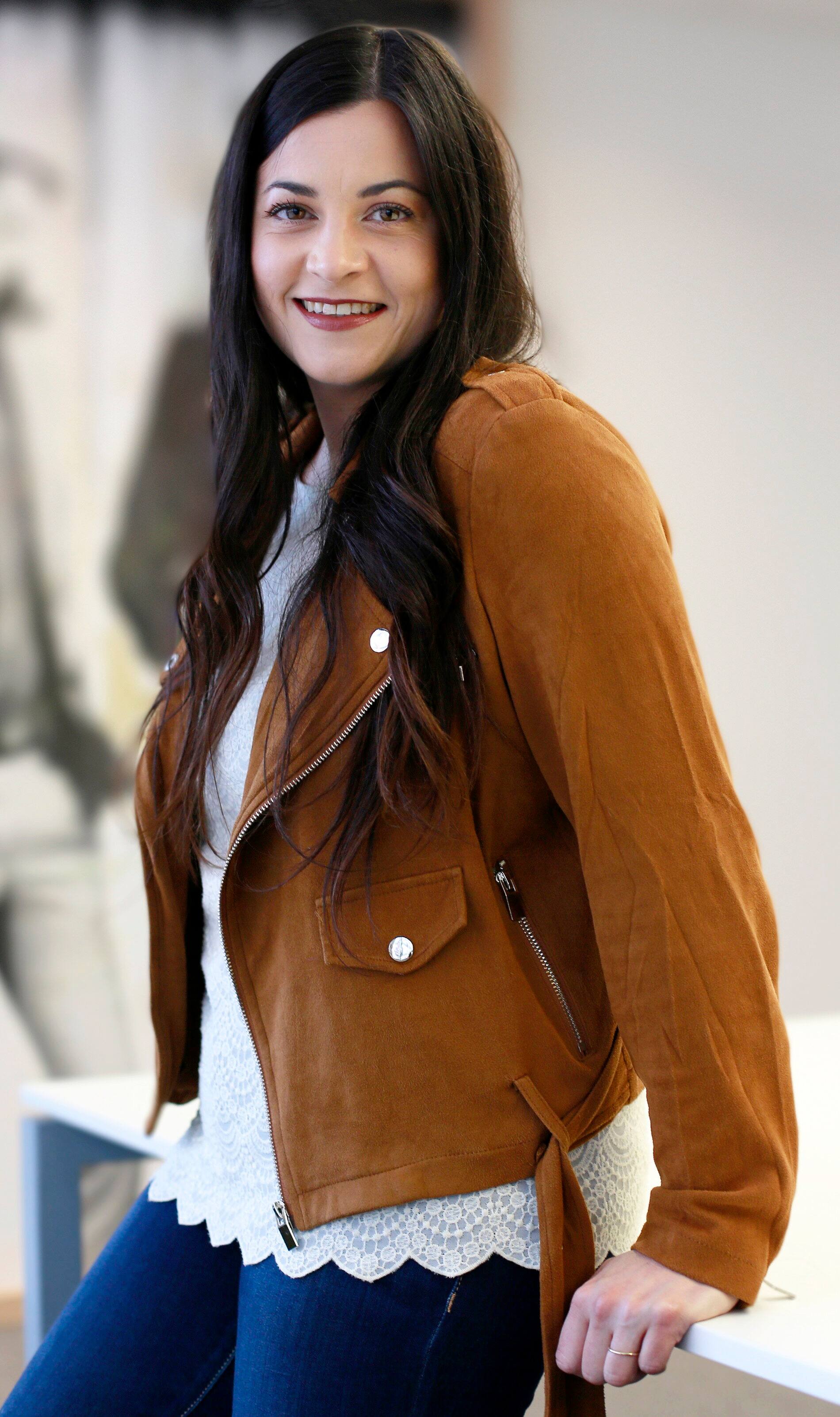 Cinq questions à Julie O’Bomsawin, productrice de l’émission Sur le ...