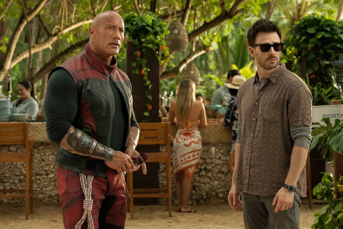 «Nom de code: Rouge»: Quand Dwayne Johnson et Chris Evans sauvent Noël ...