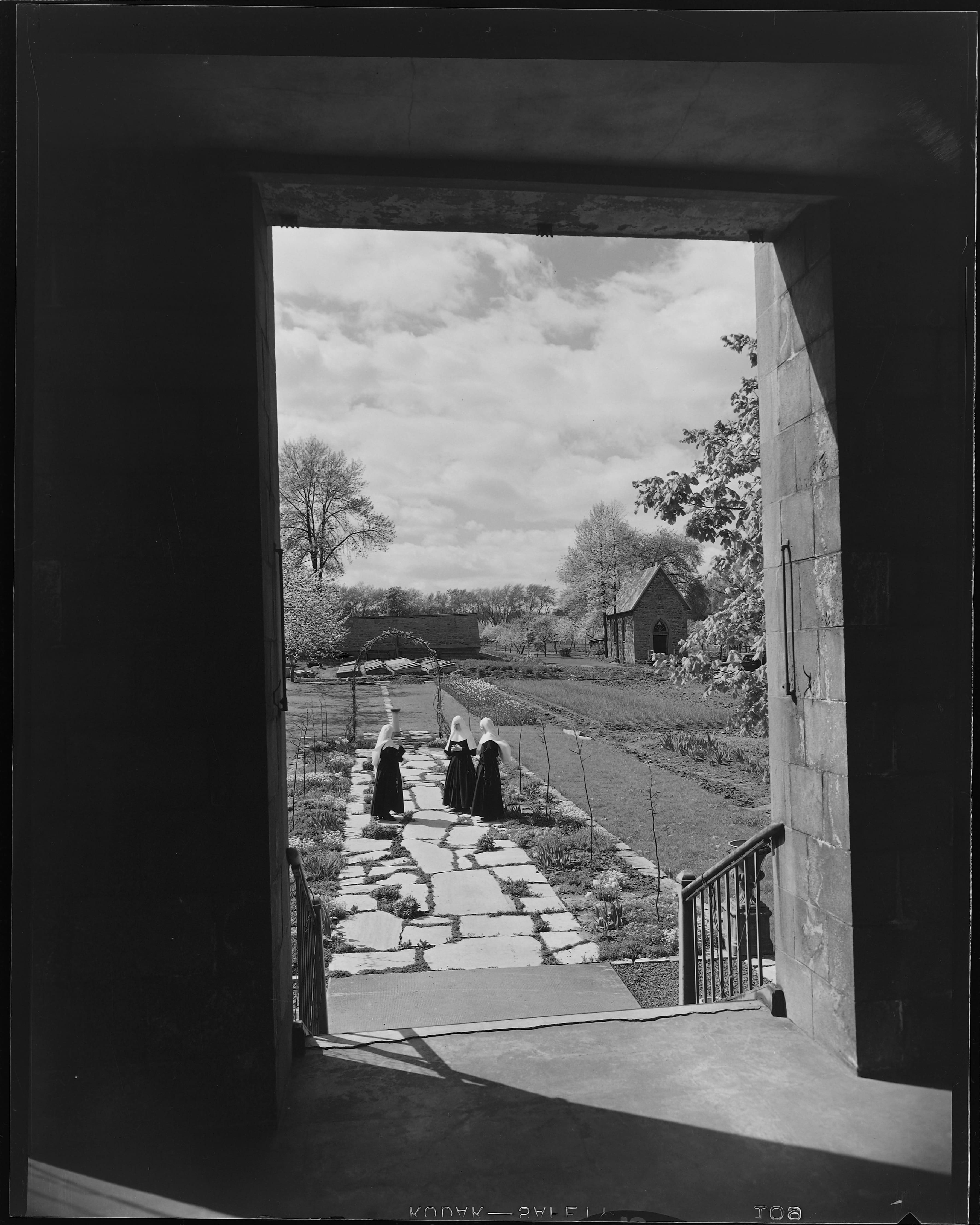 [EN IMAGES] Voici 10 grands photographes québécois du 20e siècle (et quelques-uns de leurs ...