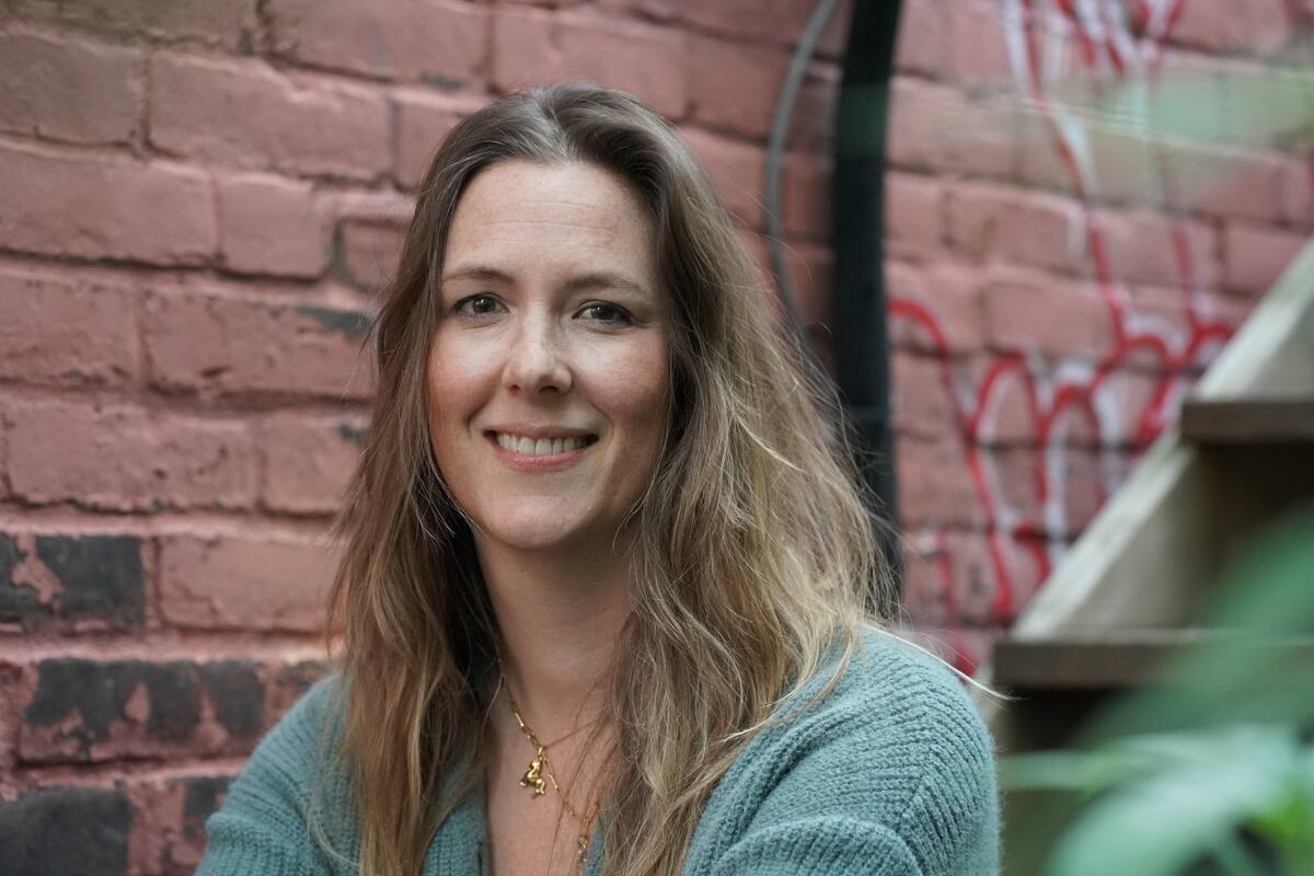 « Du feu dans les lilas » : Beyries nous en dit plus sur son premier ...