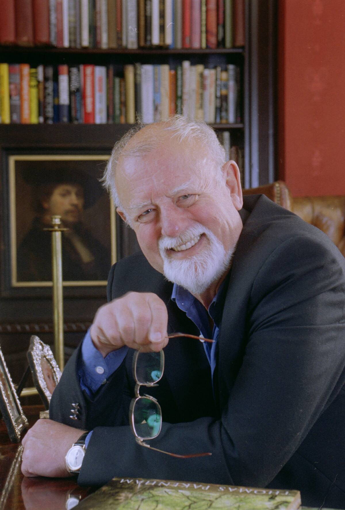 Remembering Roger Whittaker: Legendary British Singer Passes Away at 87 ...