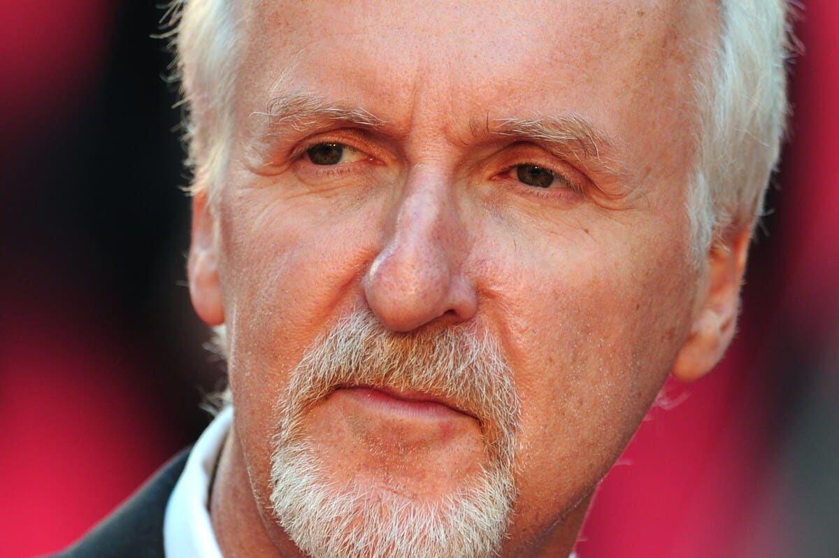 James Cameron a révélé qu’il avait «failli» réaliser «Wicked» il y a de ...